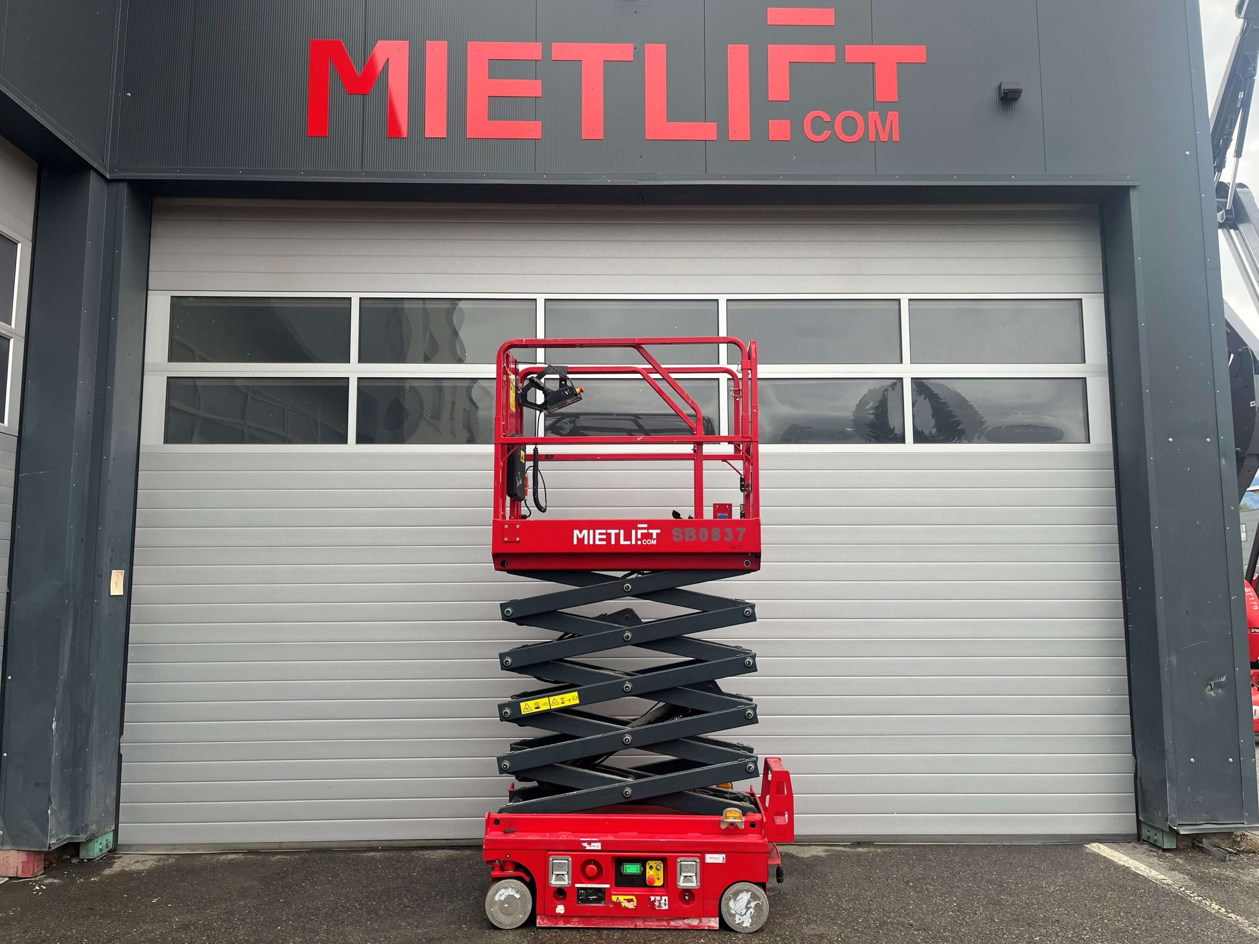 Magni ES0708EP - Mietlift