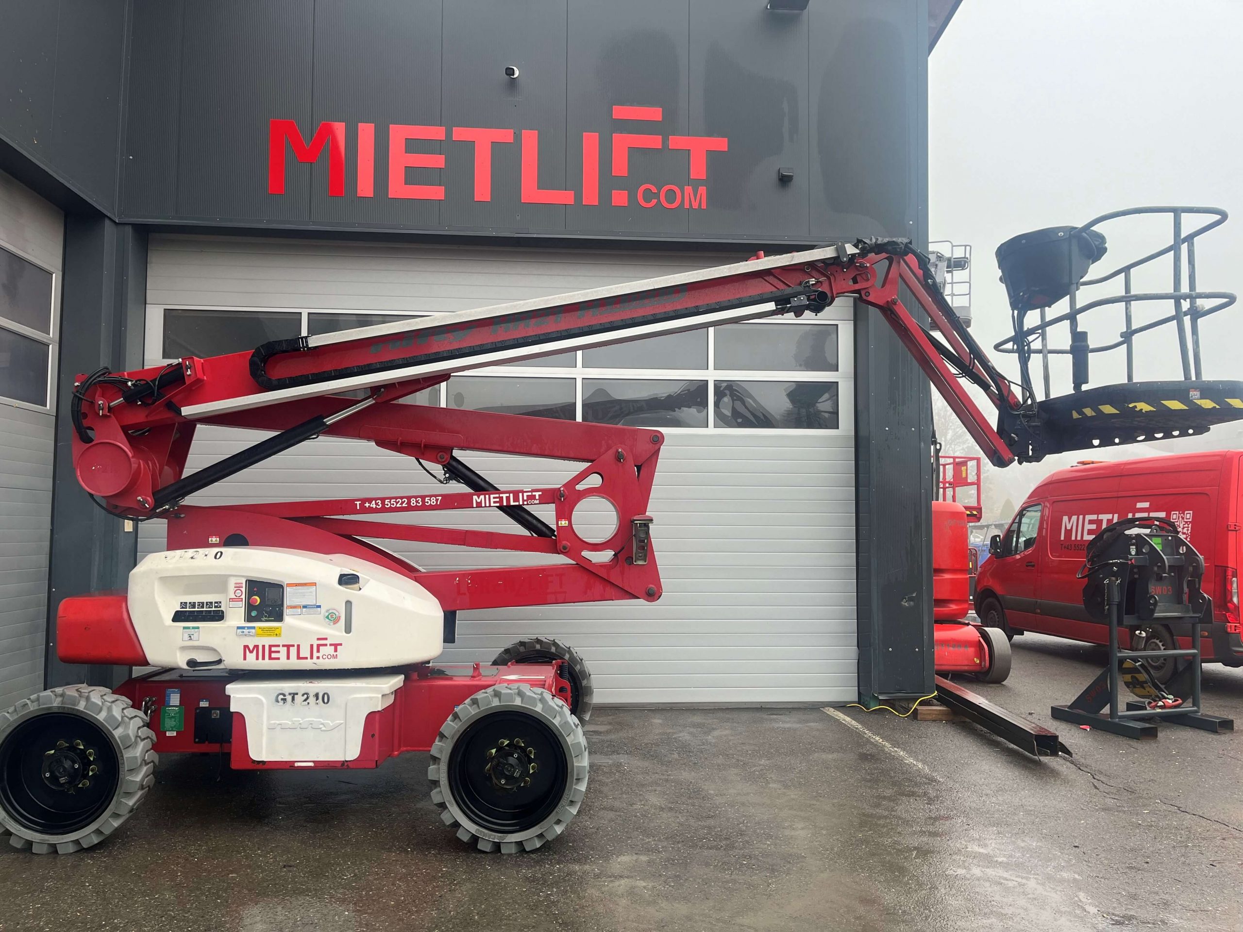 Nifty Lift HR21 Hybrid 4x4 - Mietlift